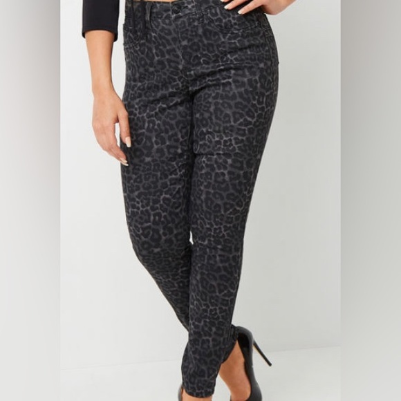 BOLD elements | Pants & Jumpsuits | Bold Elements Curvy Skinny Highrise ...